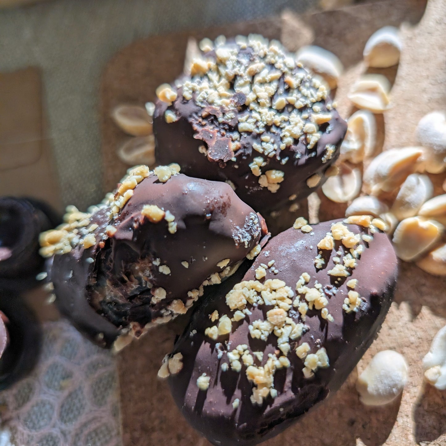 Chocolate Covered Medjool Stuffed Dates Healthy Kosher Gift Box Basket ...